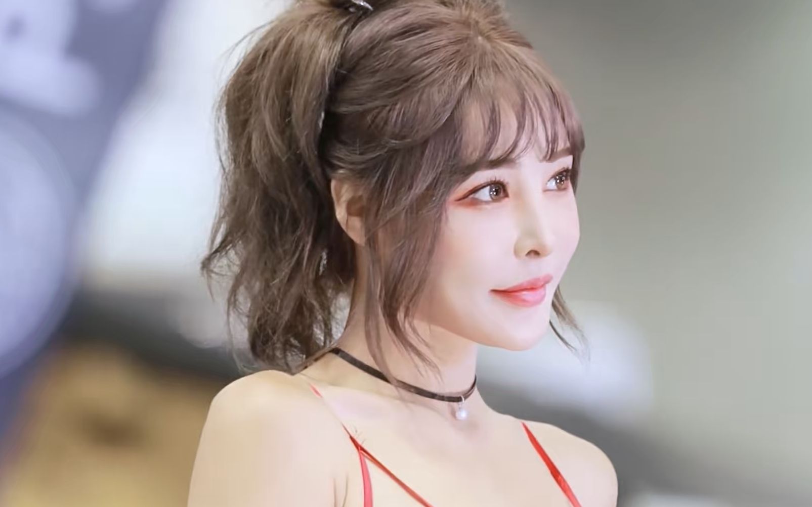 【2024首尔汽车沙龙0906-08】美女模特车模林率雅(14-不当韭菜好多年-竖屏-哔哩哔哩视频