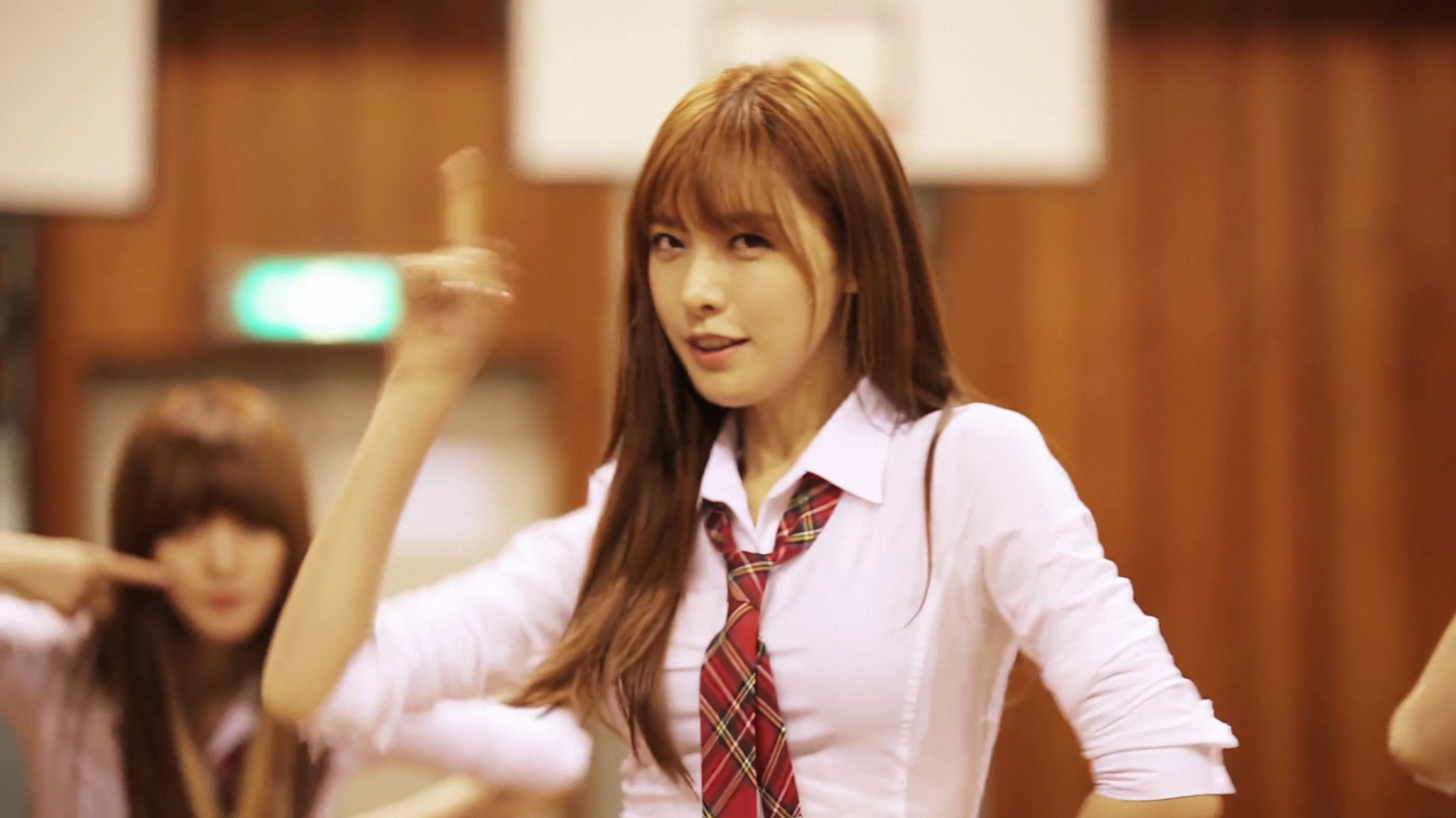 李贞贤 - Crazy+哇 (2008 KBS 公开音乐会)-奉天省老中医-K POP-哔哩哔哩视频