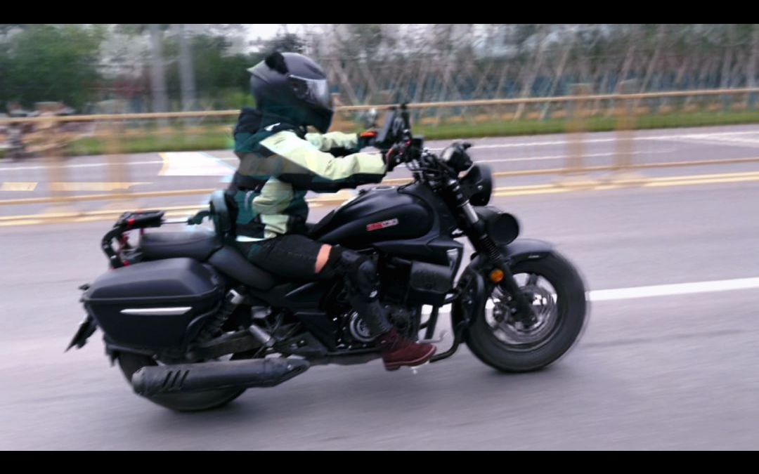 结合前天的对比视频，闪300和TR300选一个，你们怎么选？_哔哩哔哩_bilibili