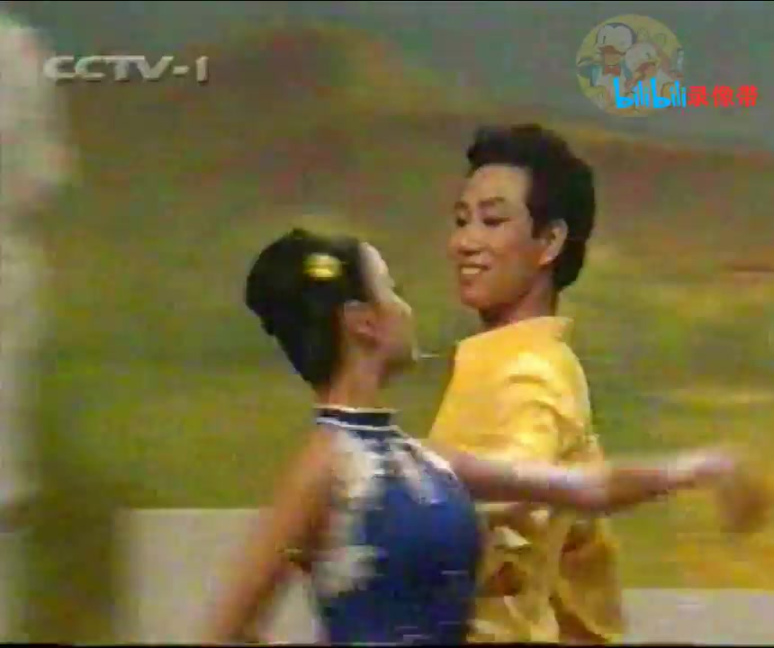 2000年cctv1《闻鸡起舞》舞蹈节目片段 老台标_哔哩哔哩 (゜-゜)つロ 干杯~-bilibili