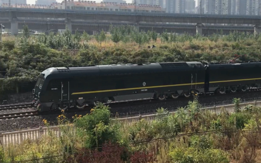 FXSY机车进入载客试运行阶段，近日闪现秦皇岛（上下行双机位拍摄）