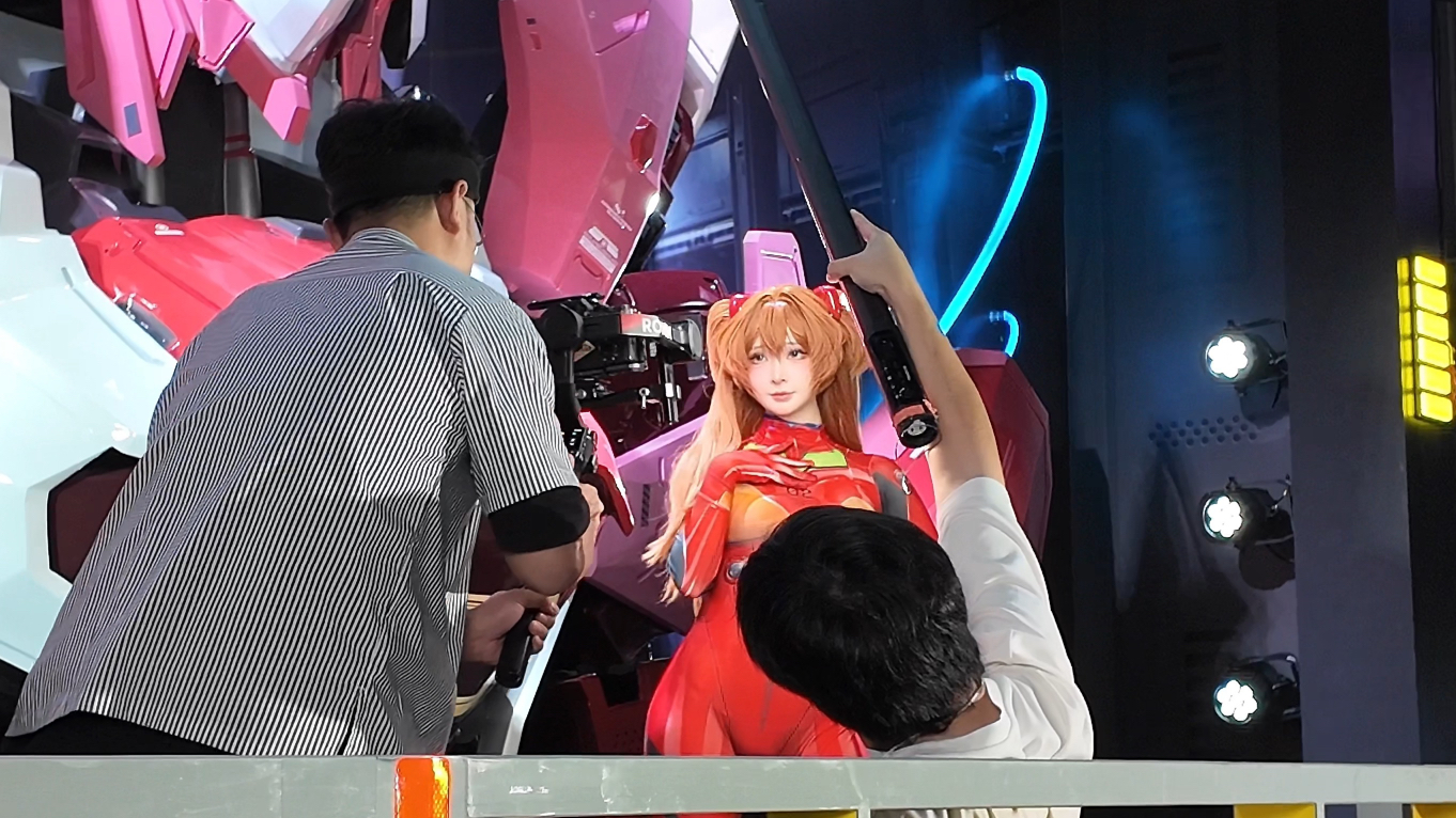 挑战在日本TGS和100 coser 比心！[ vlog ]-叉子宝宝_-叉子宝宝_-哔哩哔哩视频