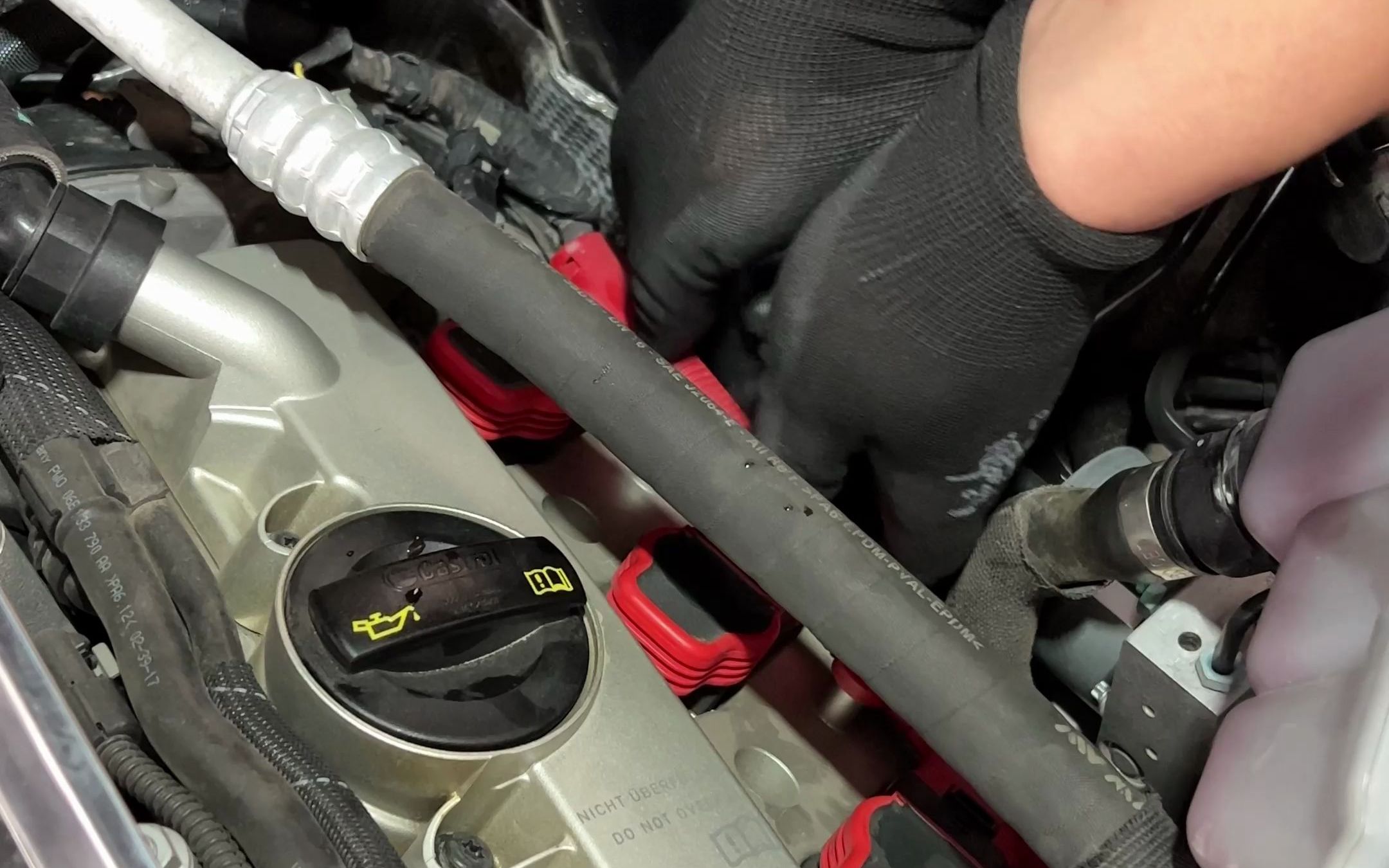 奥迪A6L沉浸式养护EA837_哔哩哔哩_bilibili