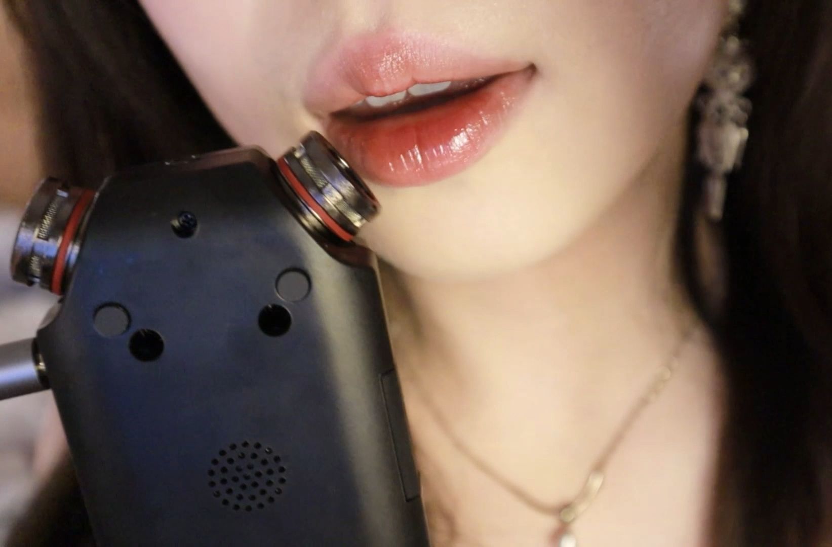 【拿铁助眠】tascom亲吻音&手势引导-椰椰拿铁助眠-椰椰拿铁助眠-哔哩哔哩视频