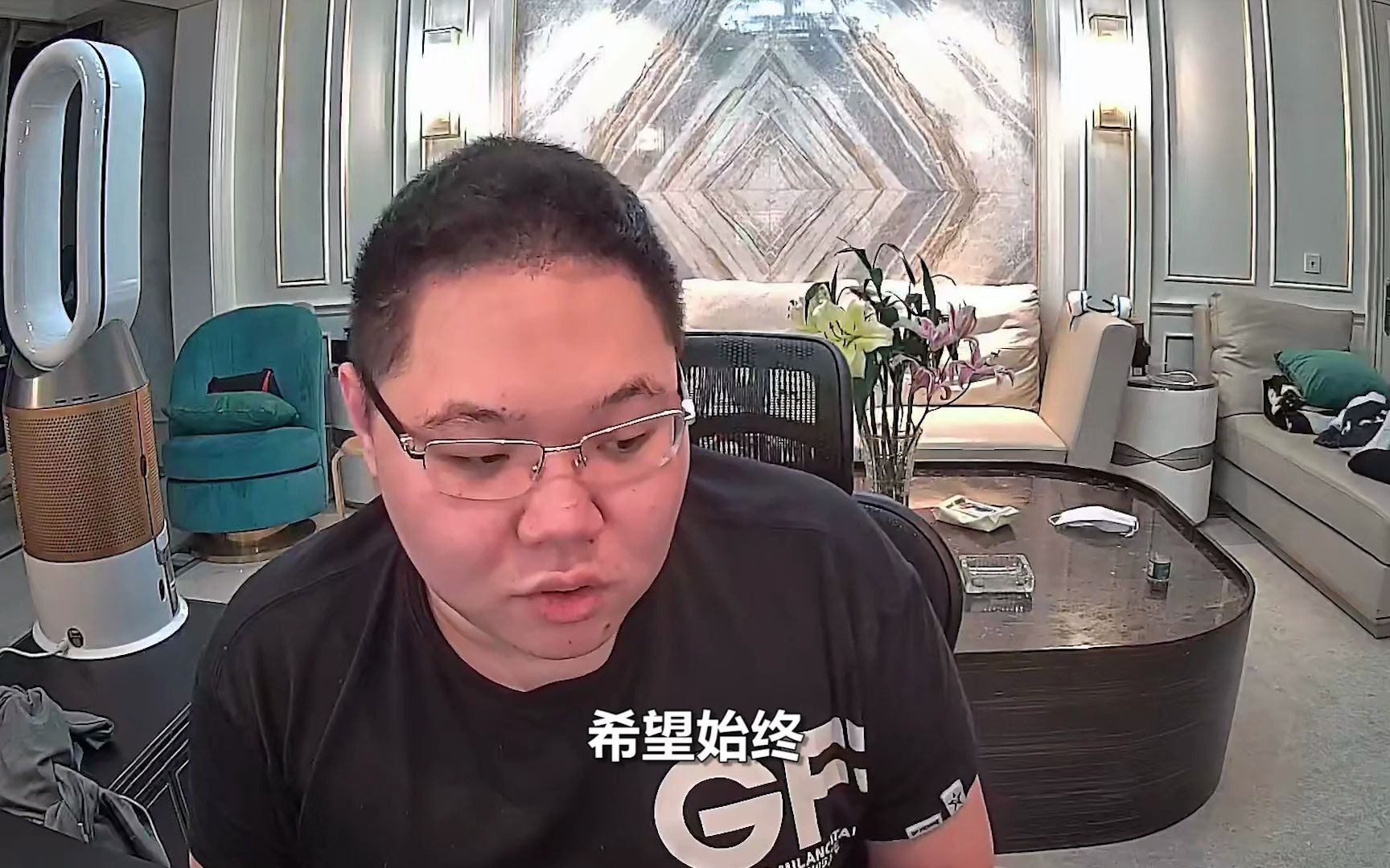 PDD：真正的大师永远都怀着一颗学徒的心，eStar要继续要加油_哔哩哔哩_bilibili