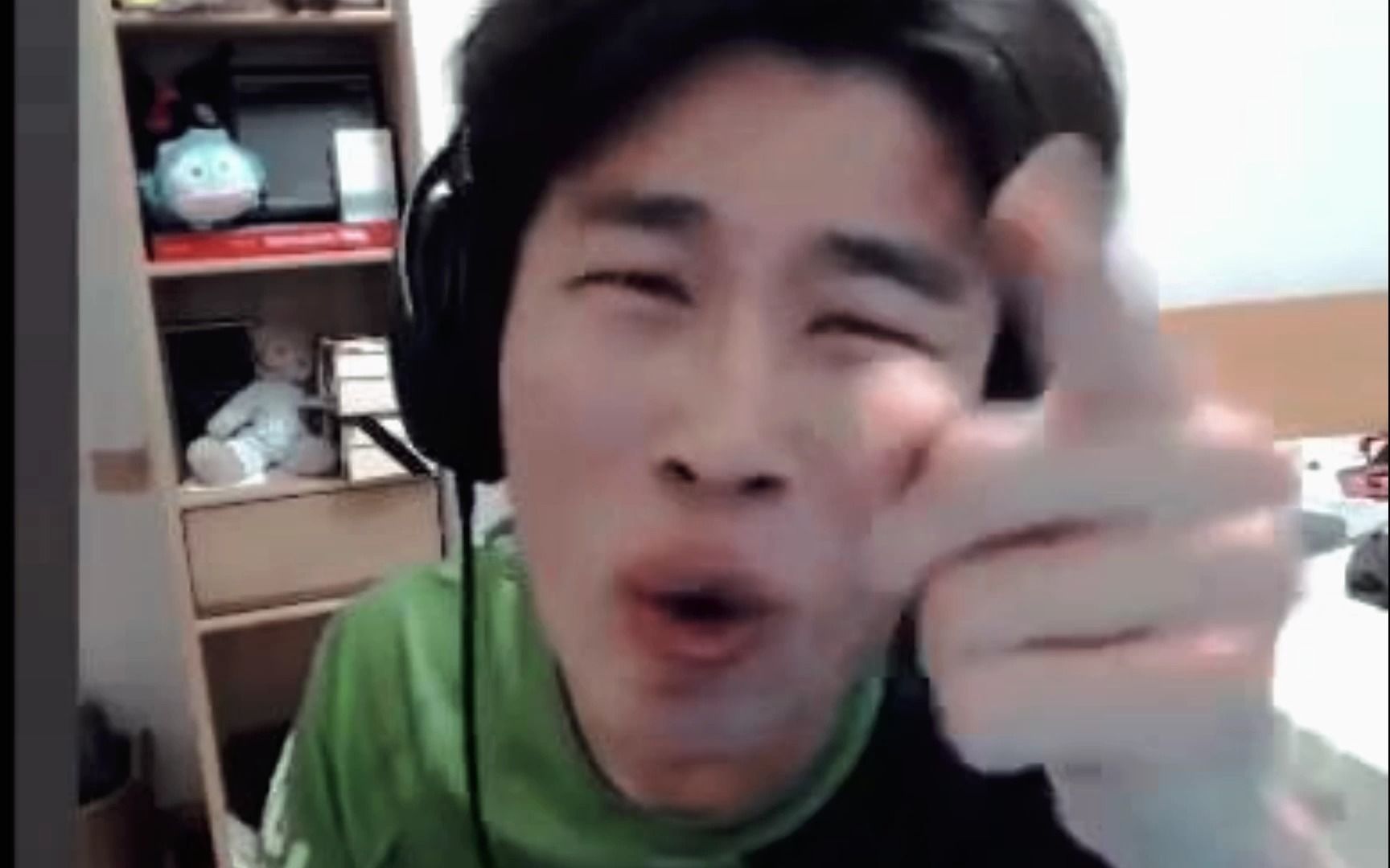 [APEX/三明治] “我 操 ！信 任 感！”-老煜米与小白鸟-APEX-哔哩哔哩视频