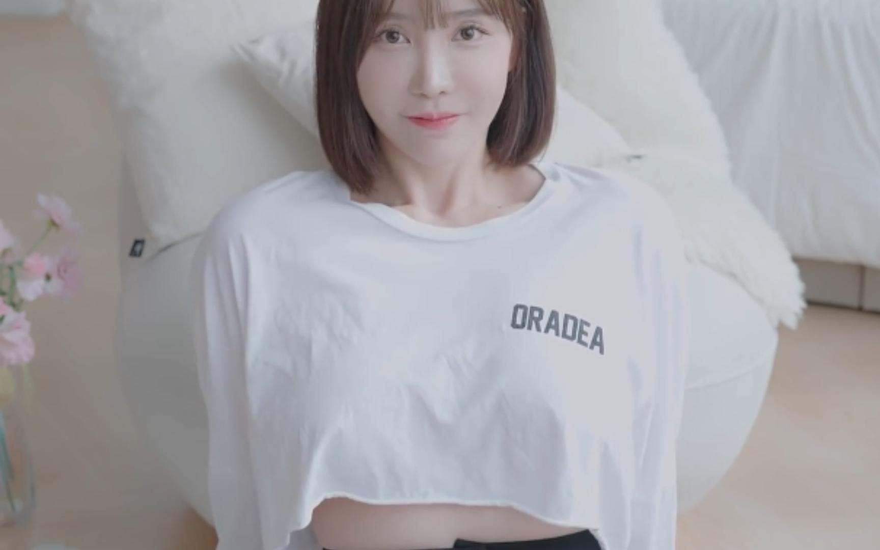 rose小姐姐的妹妹 KYUL小姐姐的超短T恤 热裤穿搭2-香车美女我所欲-香车美女我所欲-哔哩哔哩视频