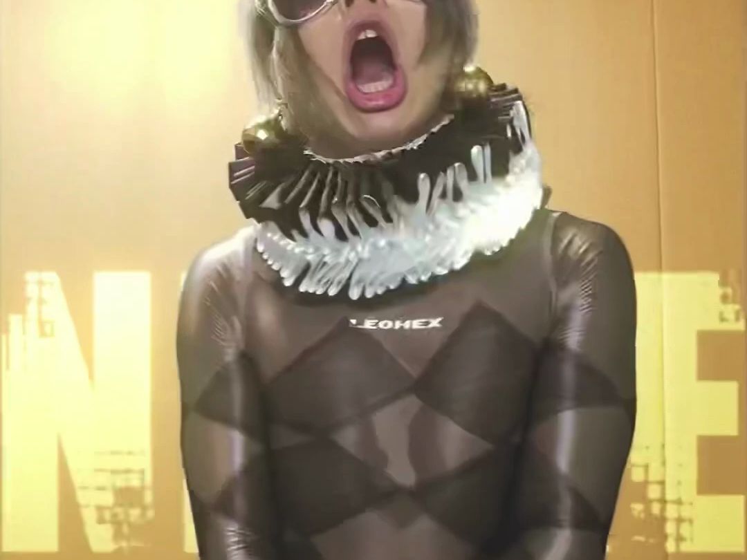 真人版NIKKE一周年CEO马士丁热舞-宅叔马克斯-宅叔马克斯-哔哩哔哩视频