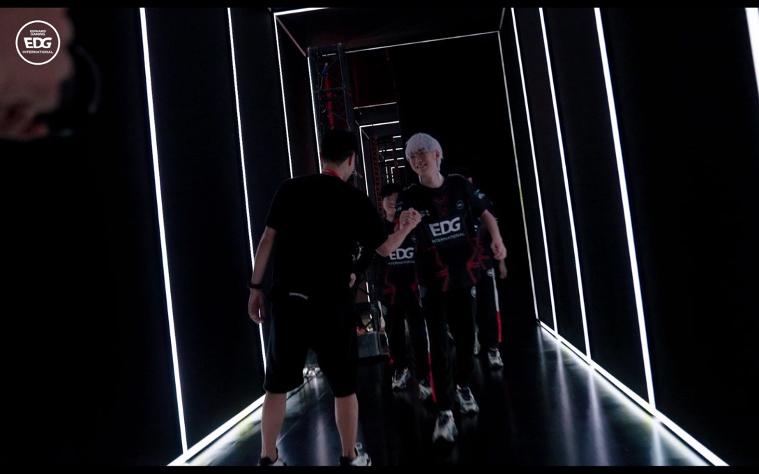 无畏契约丨掌控全局 一锤定音 EDG 2:0 FPX-EDG电子竞技俱乐部-EDG电子竞技俱乐部-哔哩哔哩视频