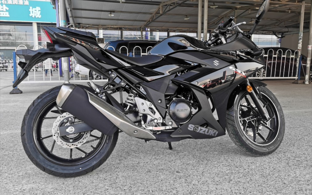 喜提豪爵铃木GSX250R-A黑武士一台_哔哩哔哩_bilibili