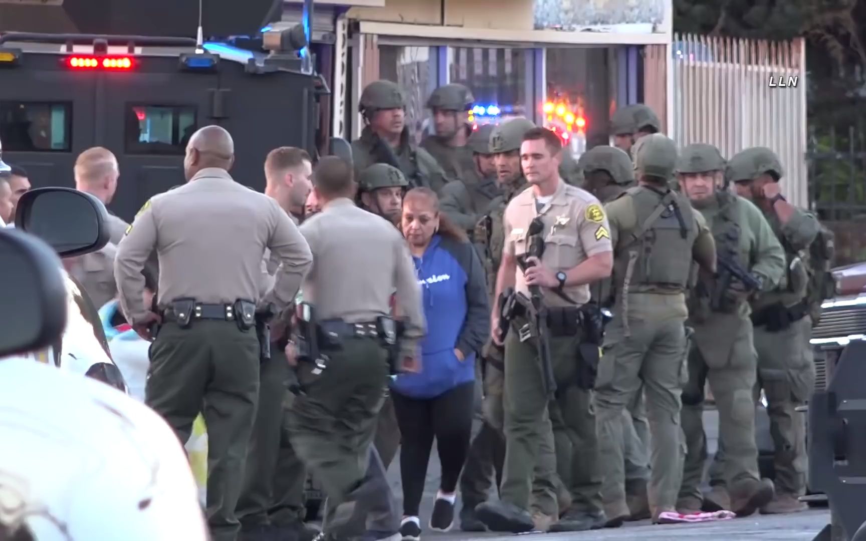 【美警纪实】人质救援 LASD SEB&LASD K9联动 2021.10.8_哔哩哔哩_bilibili