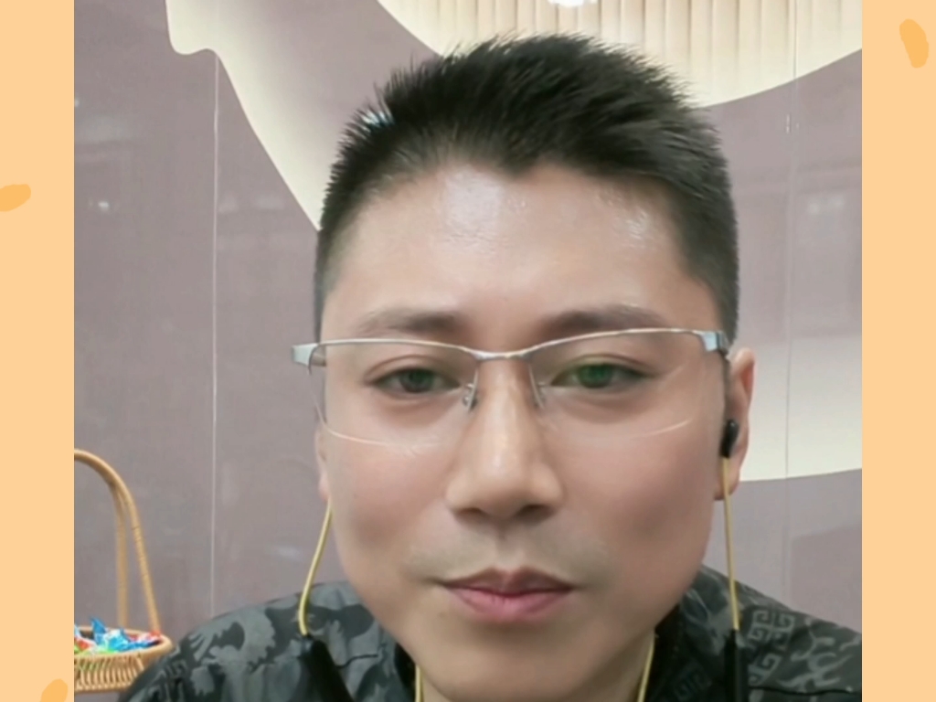 为了防止逃跑，园区里一年四季只能穿拖鞋 花花南波万 花花南波万 哔哩哔哩视频