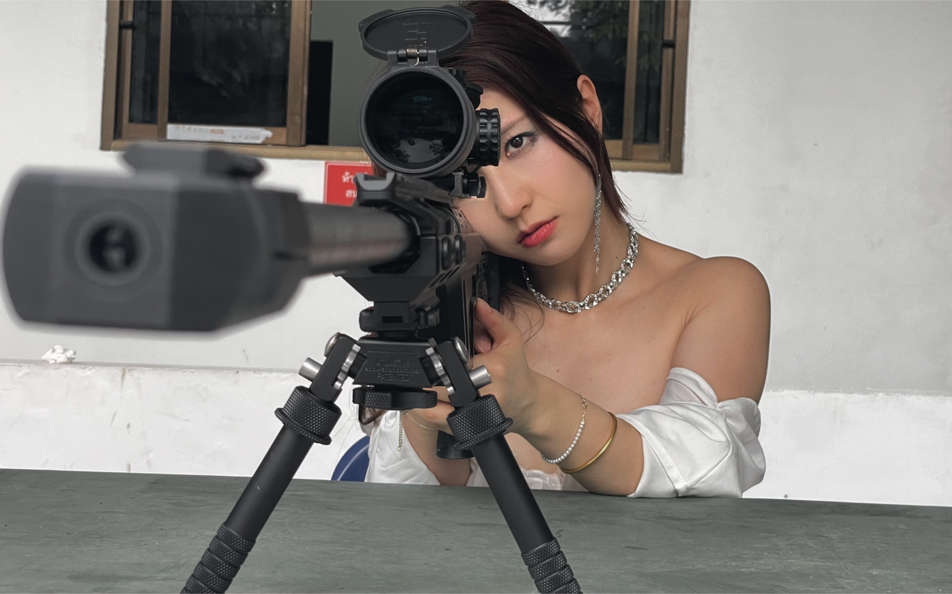 体验了一把20万的狙-2u2bu-2u2bu-哔哩哔哩视频