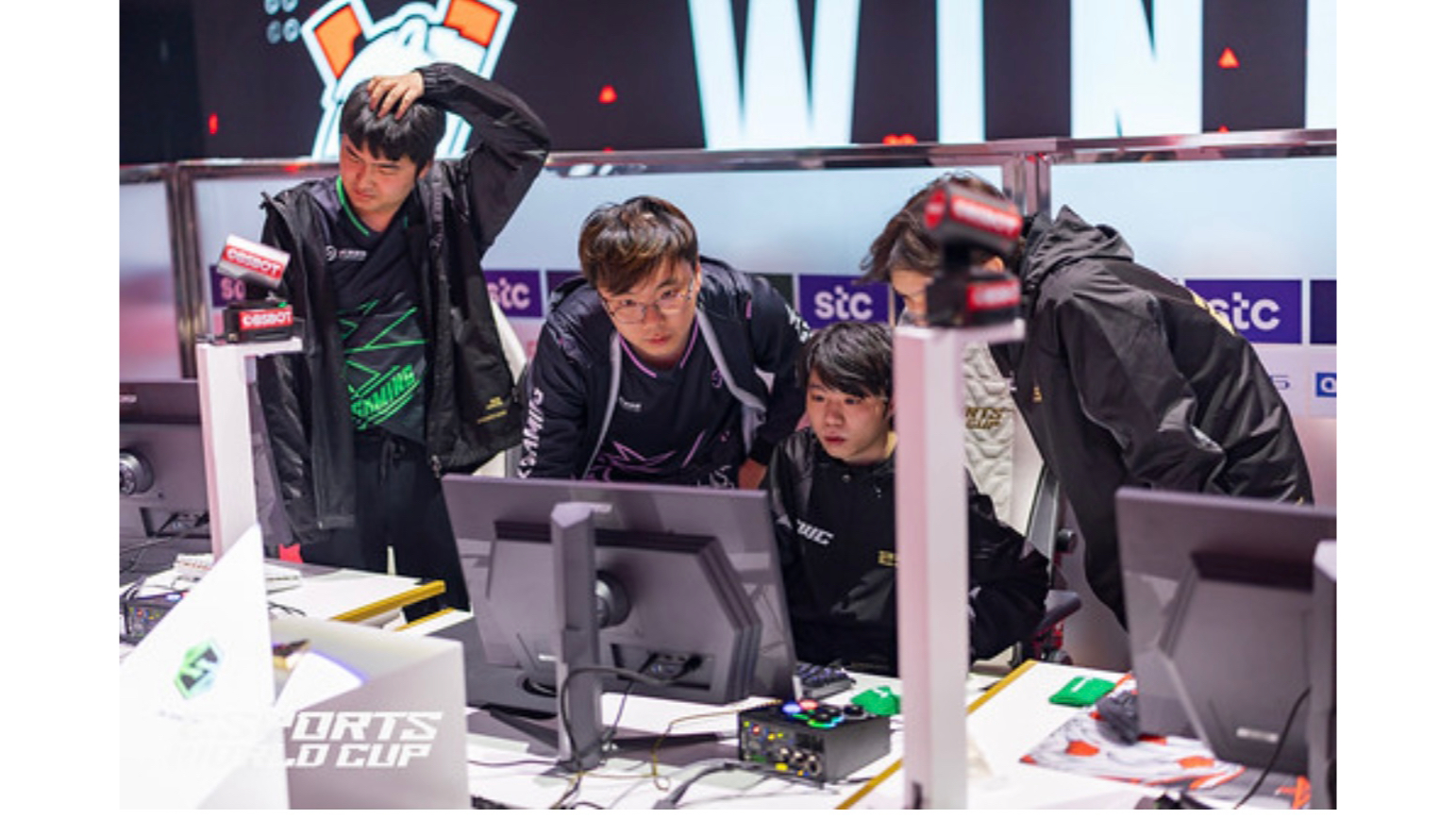 EWC第二天 VKG-chuxoxo-chuxoxo-哔哩哔哩视频