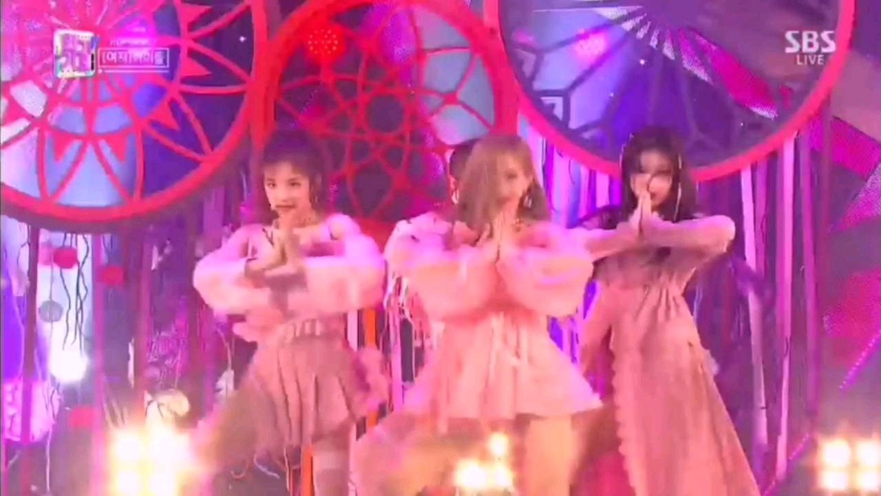 Latata—双手合十魔性重复GIDLE_哔哩哔哩_bilibili