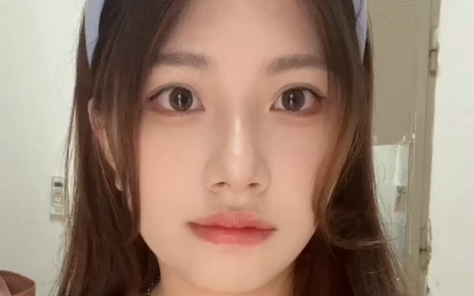 和你分享我提前返校的生活哦宝宝～-LLL1__-LLL1__-哔哩哔哩视频