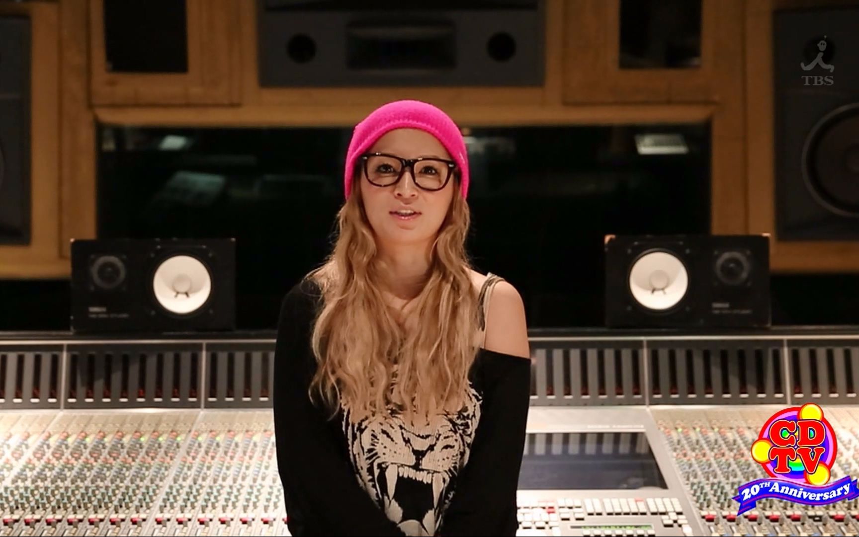 滨崎步 CDTV 20周年经典回顾 高清(2013.10.06)_哔哩哔哩 (゜-゜)つロ 干杯~-bilibili