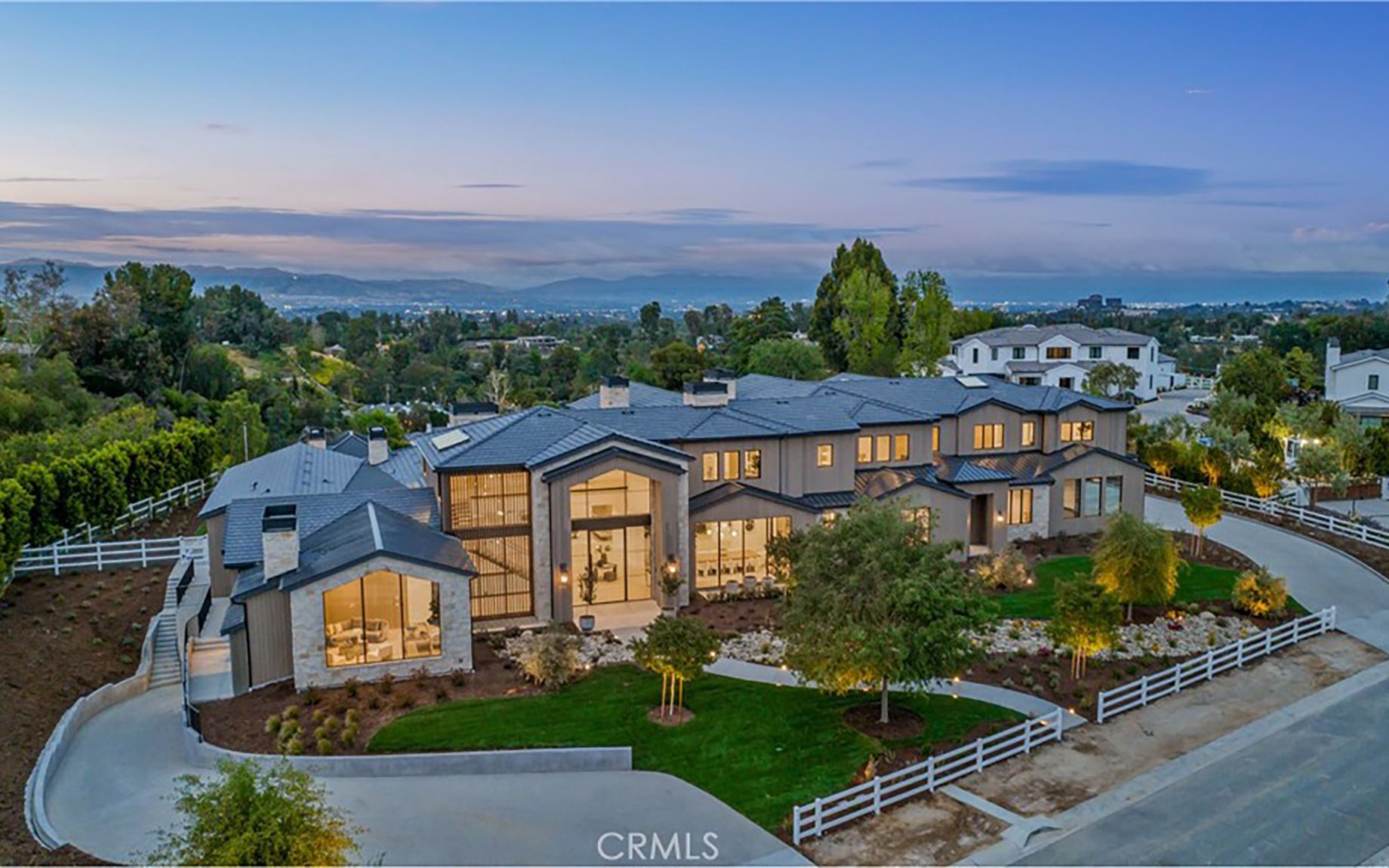 位于加州隐山的精致舒适的宁静庄园|24105 Hidden Ridge Rd, Hidden Hills, CA-jd246-jd246-哔哩哔哩视频