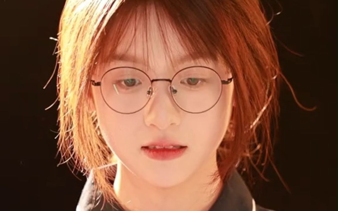 抬头看 阳光会落在你身上-Xiaoxiao啊v-Xiaoxiao啊v-哔哩哔哩视频