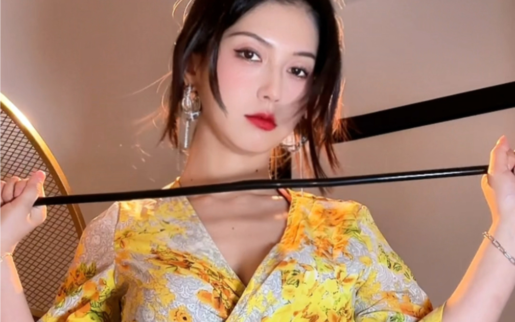 扔皇登基-2u2bu-2u2bu-哔哩哔哩视频