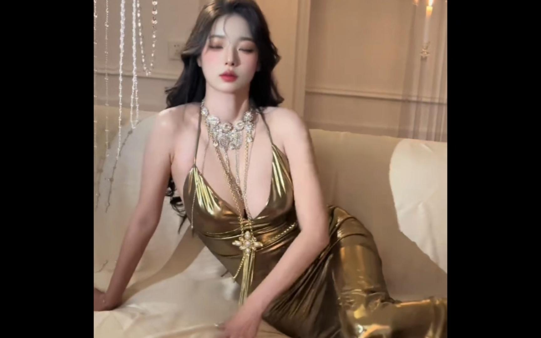 【623/史迪西】10000个妹子收藏计划第623期，一次一个妹子全套看个够-牙牙籽-牙牙籽-哔哩哔哩视频