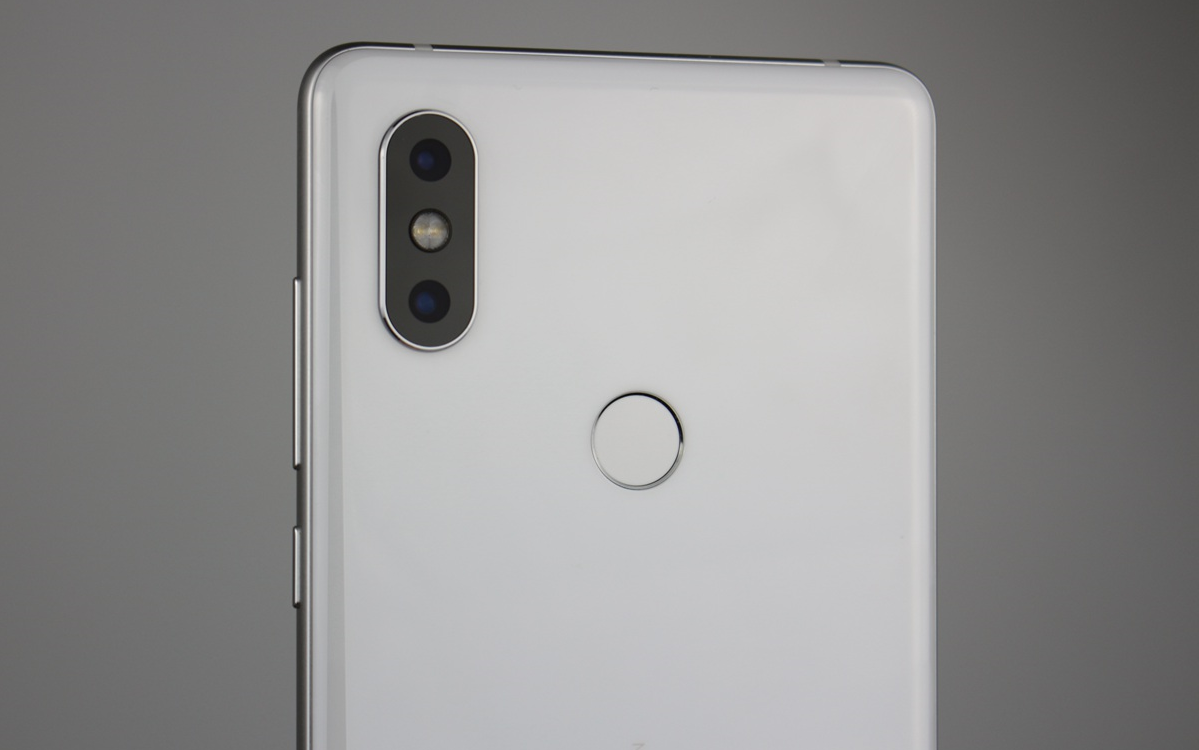 「大米评测」相机大跃进！MIX2S详细评测（对比S9+、MIX2、Mate10）_哔哩哔哩_bilibili