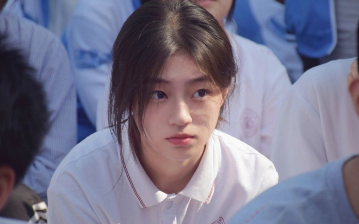 高中时遇到高低得暗恋三年！-bilibili(B站)无水印视频解析——6li6在线工具箱