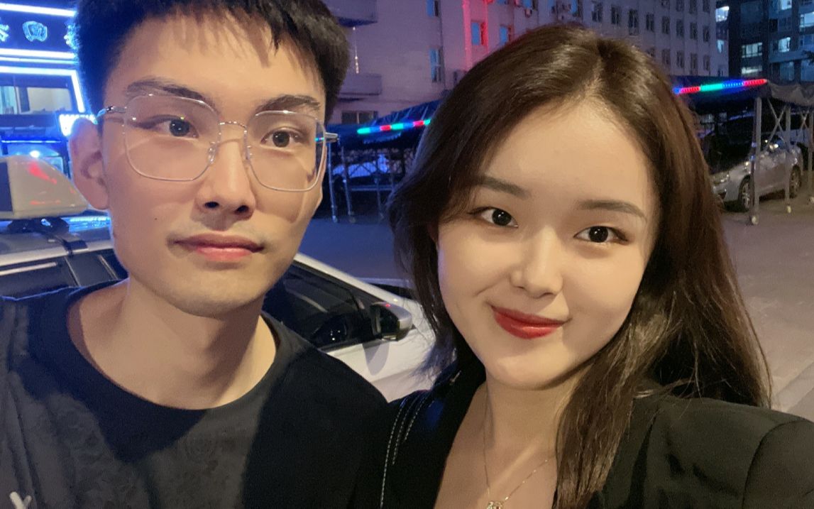 把黑龙江女友带回上海，终于轮到我自己的爱情故事了 钢铁直男必老板 钢铁直男必老板 哔哩哔哩视频