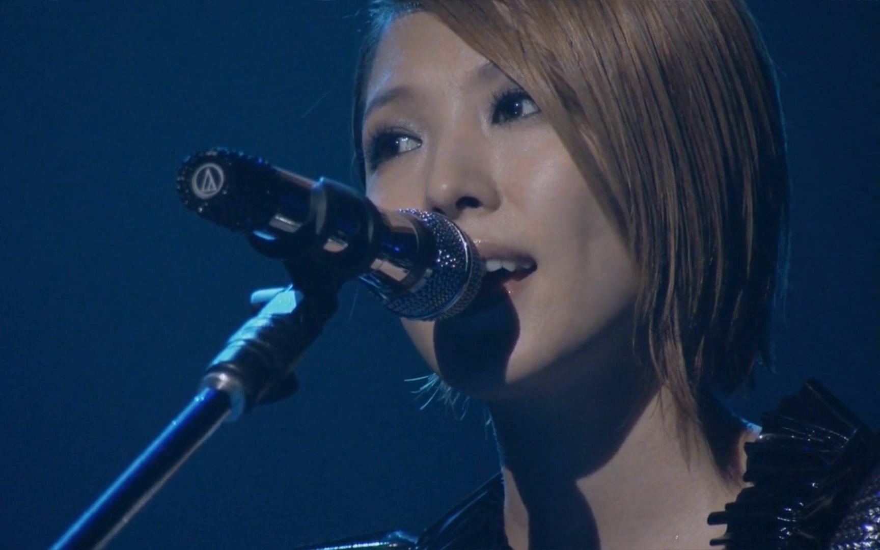 BoA - Every Heart & Jewel Song 日本金唱片大赏现场版