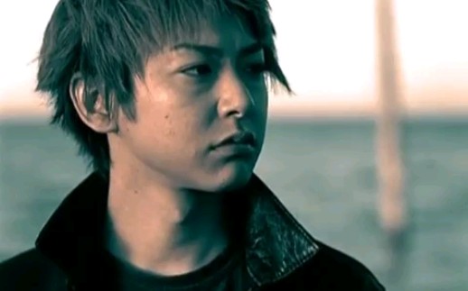 GLAY - とまどい【MV】_哔哩哔哩_bilibili