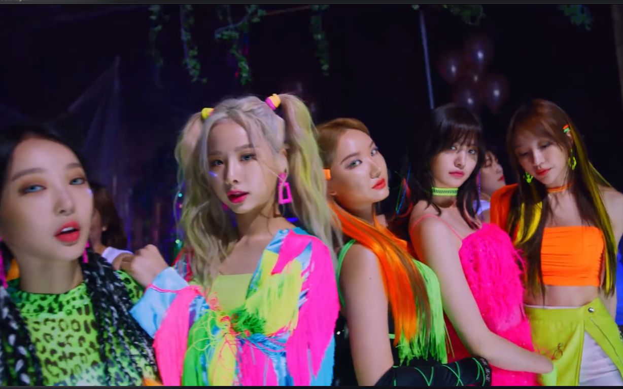 【MV】EXID完整体新曲ME&YOU 官方MV+showcase现场_哔哩哔哩_bilibili