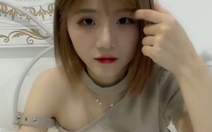 [口袋48录播]GNZ48-卢静_哈哈_2021-02-18~22.30.24_哔哩哔哩_bilibili