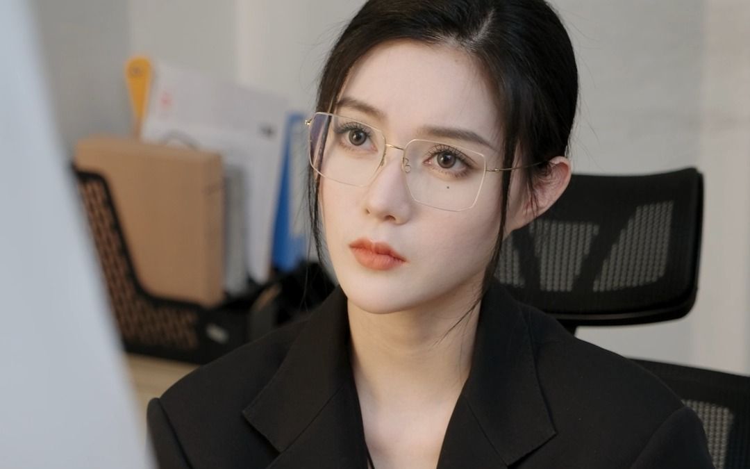 【短剧】大学生:头好痒,好像要长脑子了 彦儿sariel 彦儿sariel 哔哩哔哩视频