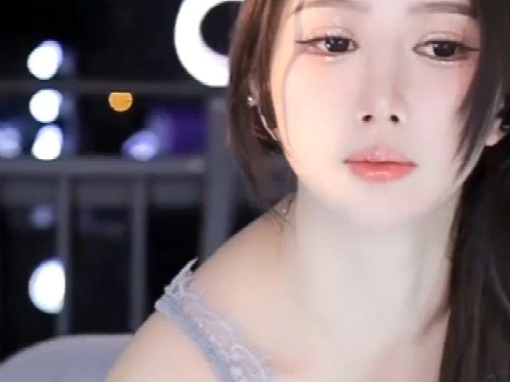 YY小嫣然【后妈裙】-bilibili(B站)无水印视频解析——6li6在线工具箱