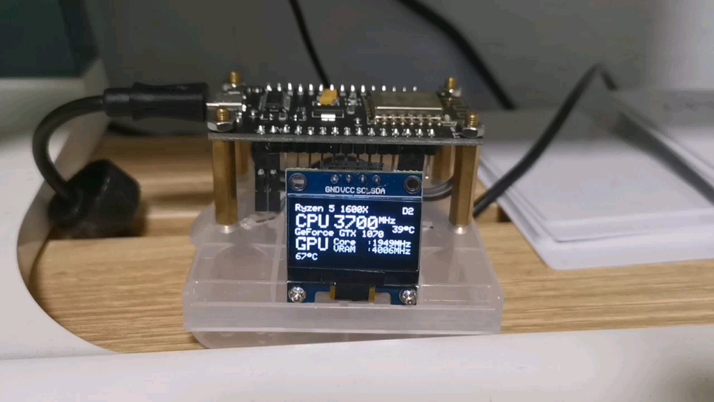 ESP8266 电脑性能监视器_哔哩哔哩_bilibili