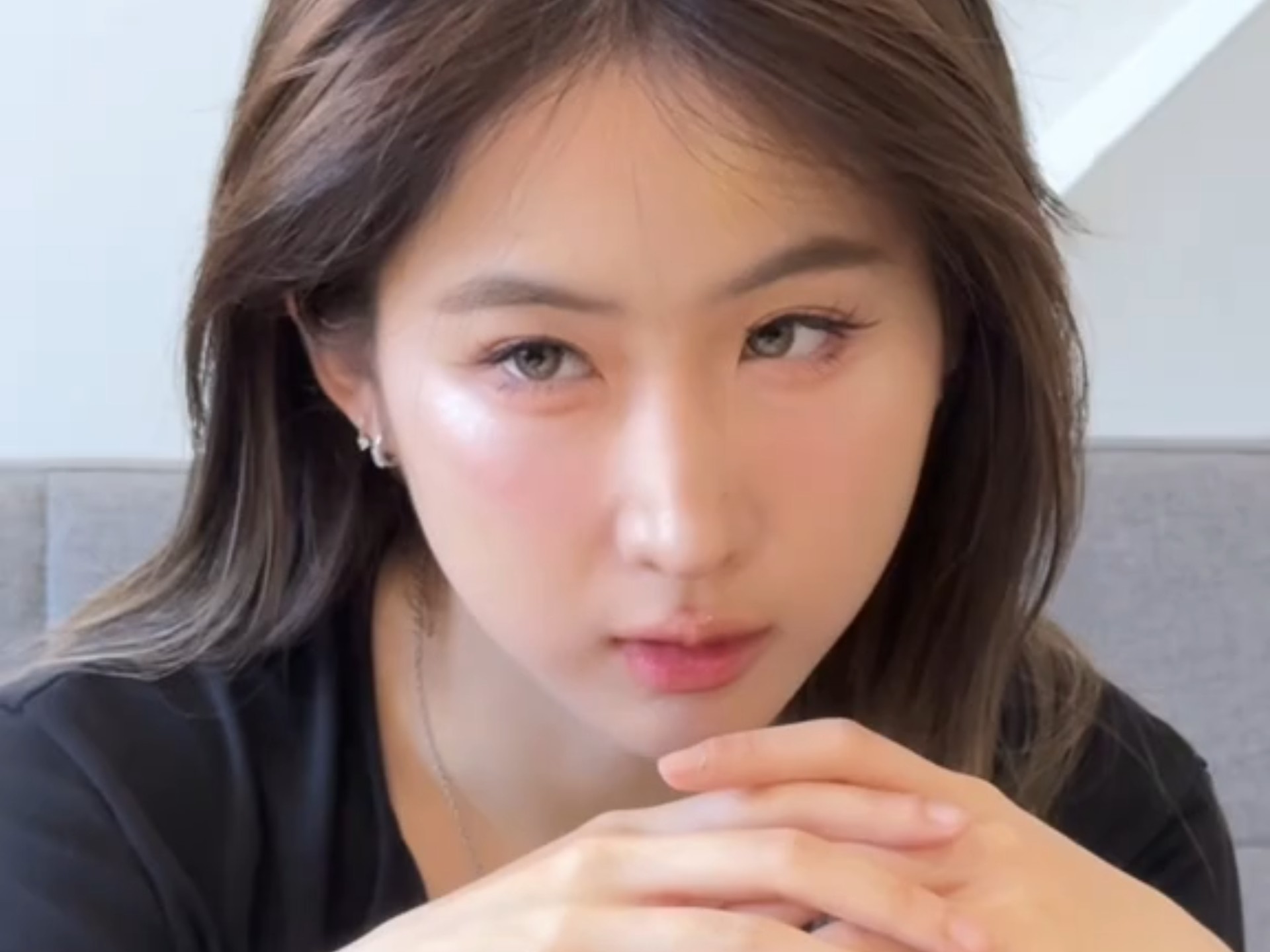 今天学私人化妆课程的Yo宝哦~-蓝色大海蓝色的天-蓝色大海蓝色的天-哔哩哔哩视频