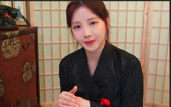 yoonying ASMR 韩国传统酒店角色扮演 230929-bili_63223033909-Yoon ying-哔哩哔哩视频