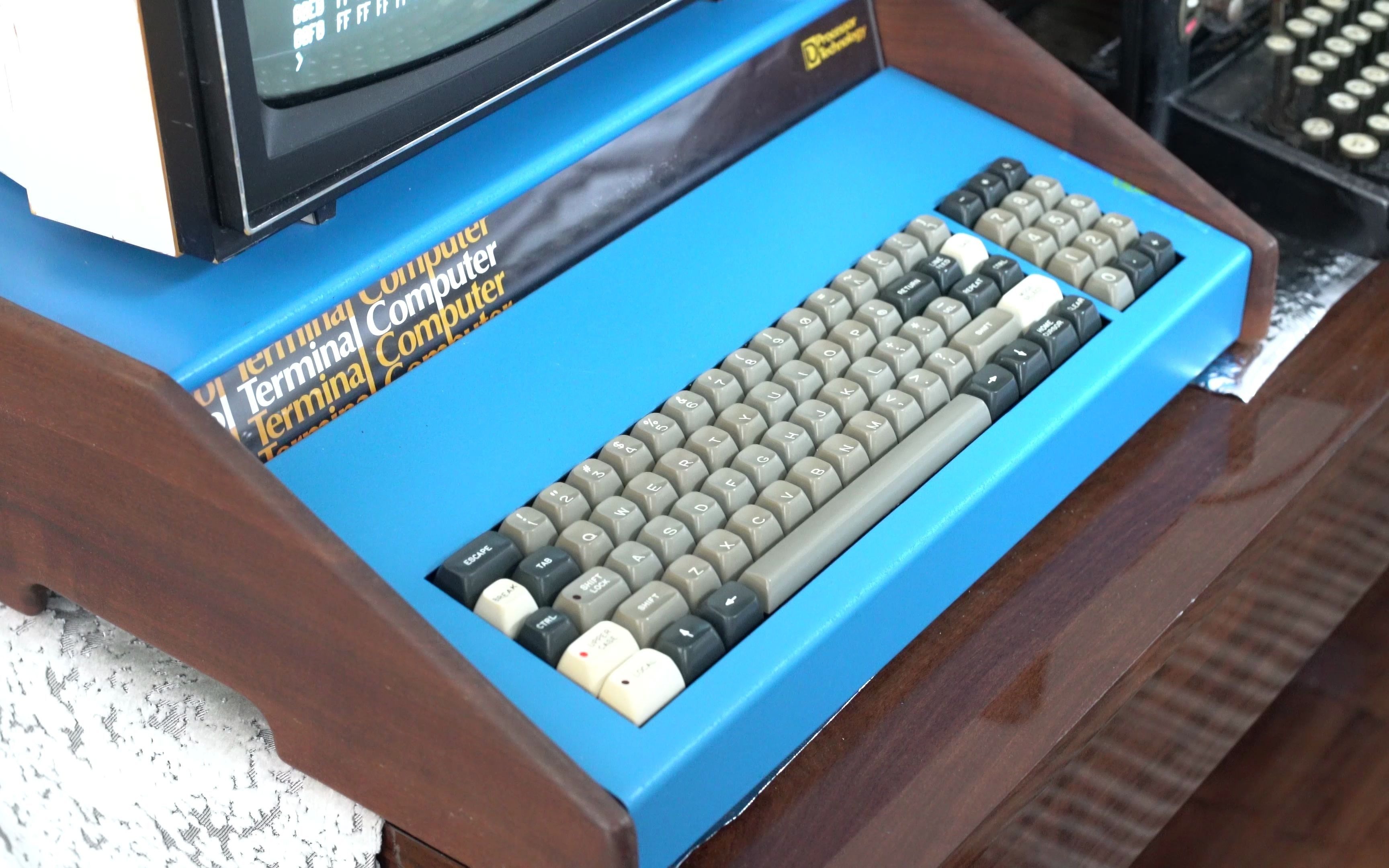 Sol Terminal Computer(1977)Keytronic Tall Foam and Foil._哔哩哔哩_bilibili