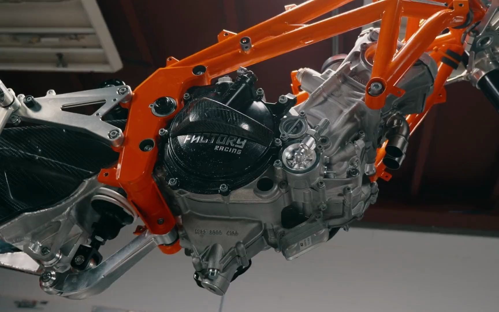 KTM摩托车装配_哔哩哔哩_bilibili