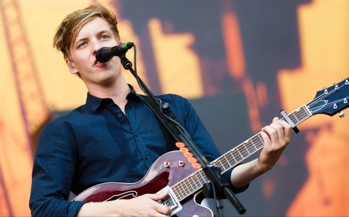 【George Ezra】2019全英音乐奖《Shotgun》_哔哩哔哩_bilibili