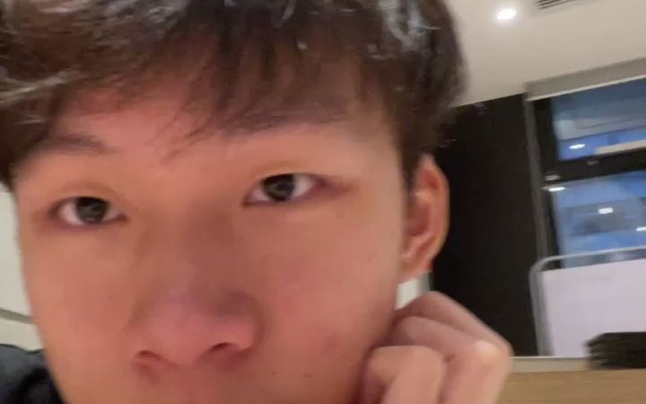 [原画] 真的Guiwow 2022年8月24日 晚上6点户外录播1 - 视频下载 Video Downloader