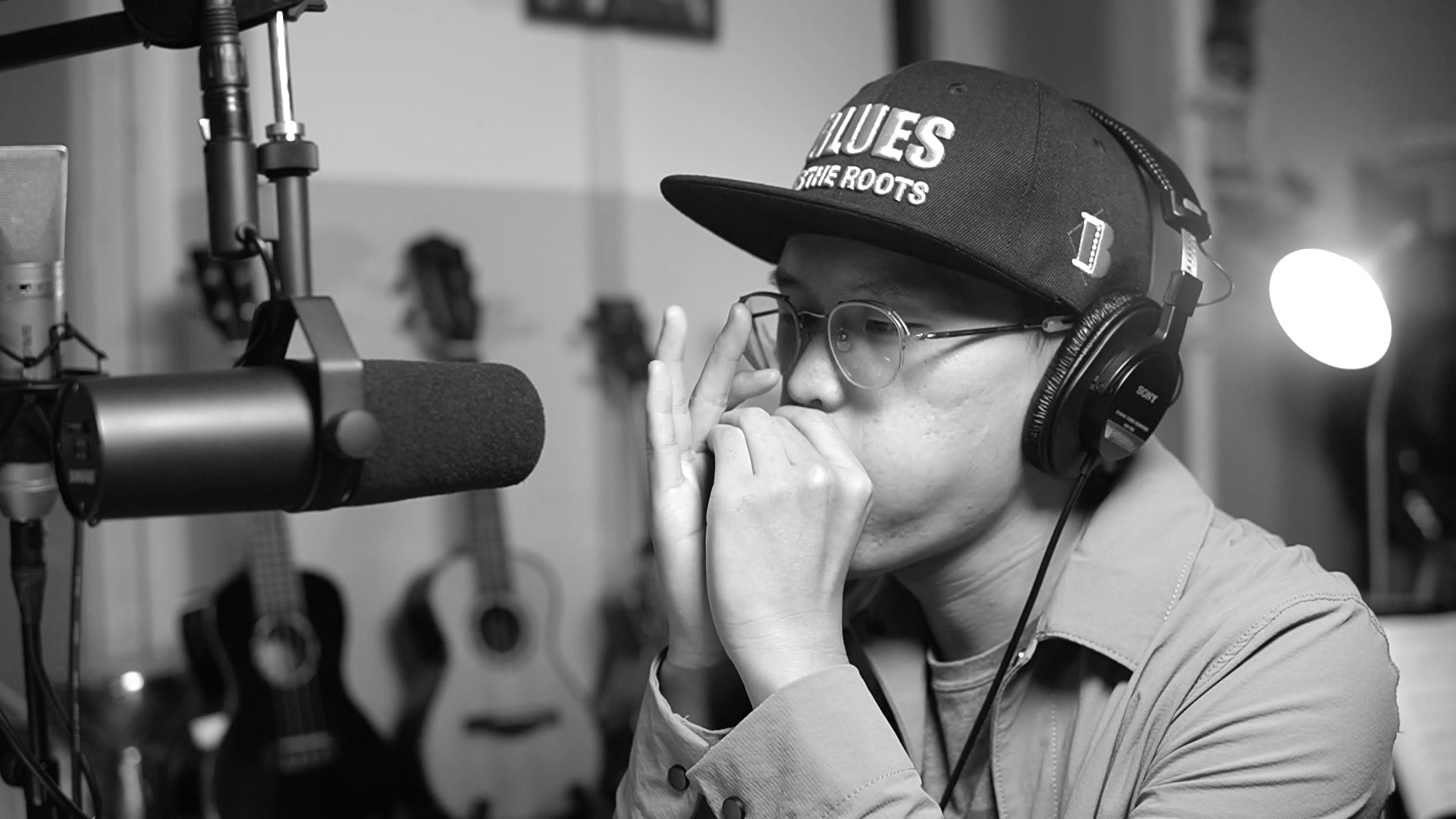 经典口琴曲《Rice Miller》一个中国人吹着一个法国人致敬一个美国人的曲子_哔哩哔哩_bilibili