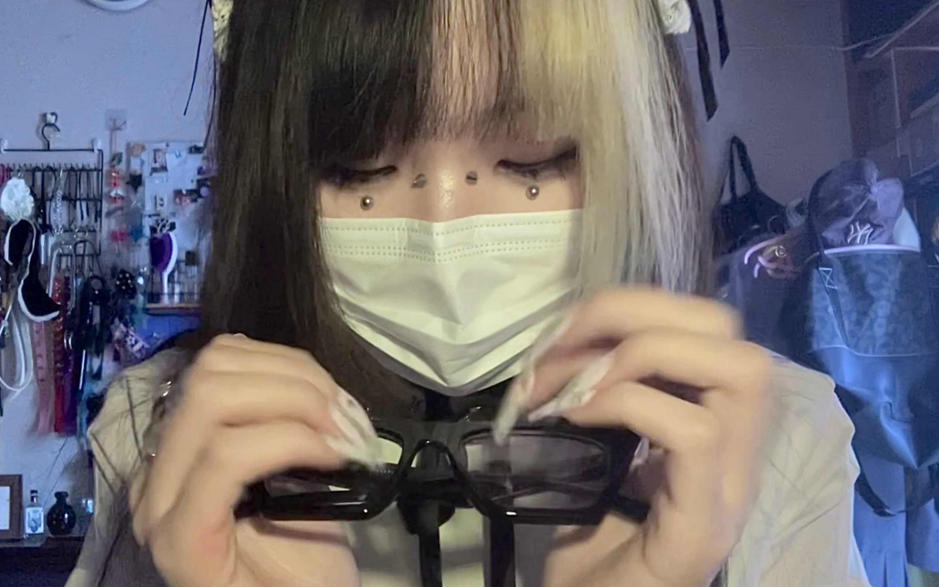 yuli 敲击试戴我妈的眼镜 有人声--Yuli07--Yuli07-哔哩哔哩视频