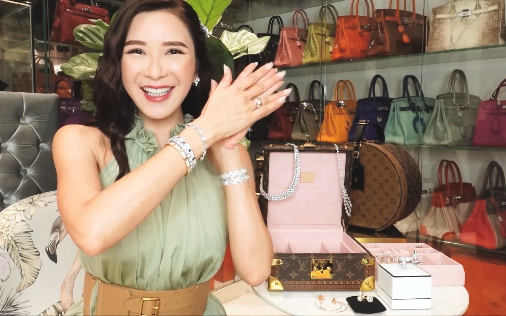 【Jamie Chua】爱马仕女王又来给你公开数百万的珠宝收藏了！_哔哩哔哩_bilibili