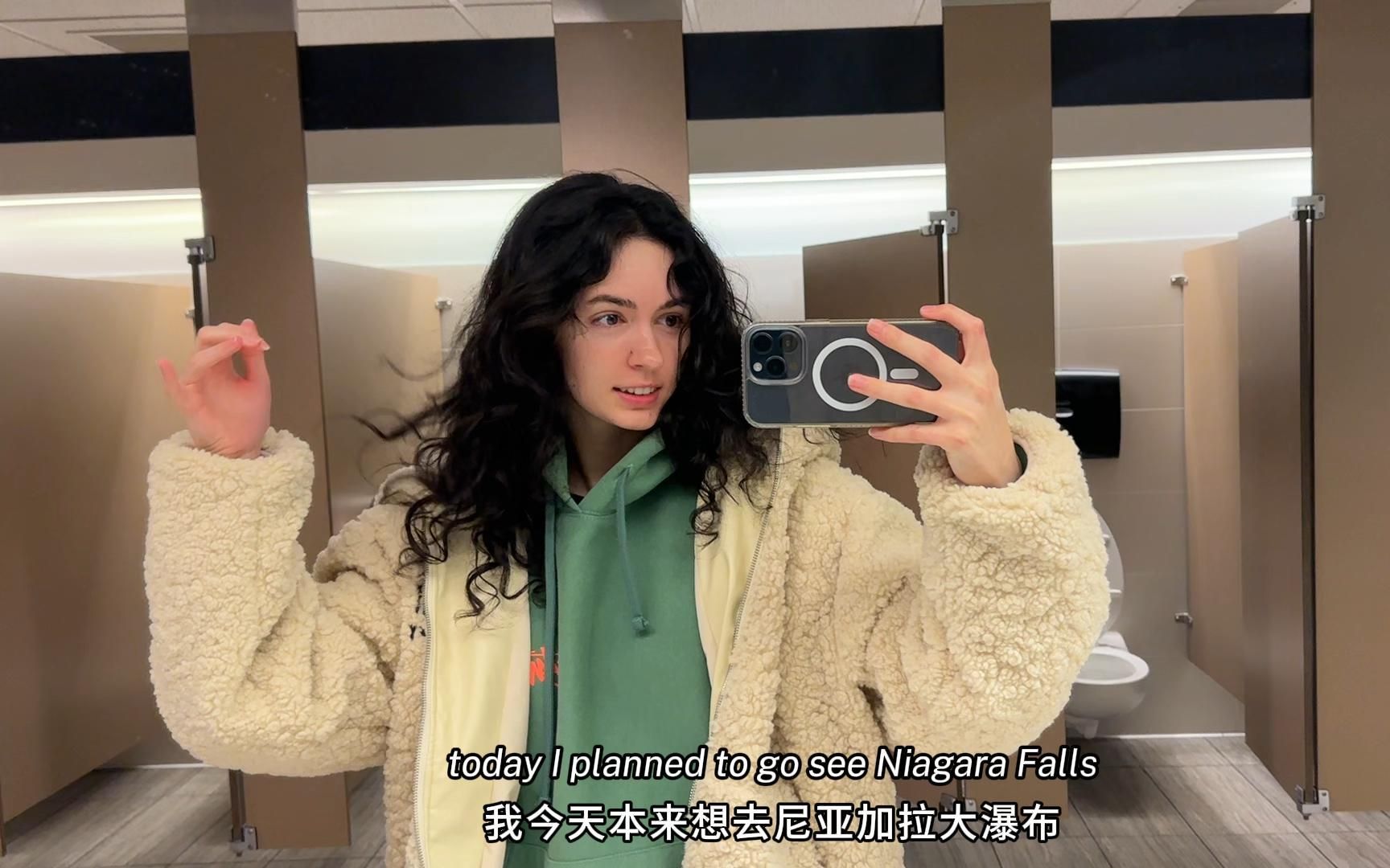 全英 | 出去旅游结果目的地被警察围住了-Leah的小日记-Leah的小日记-哔哩哔哩视频