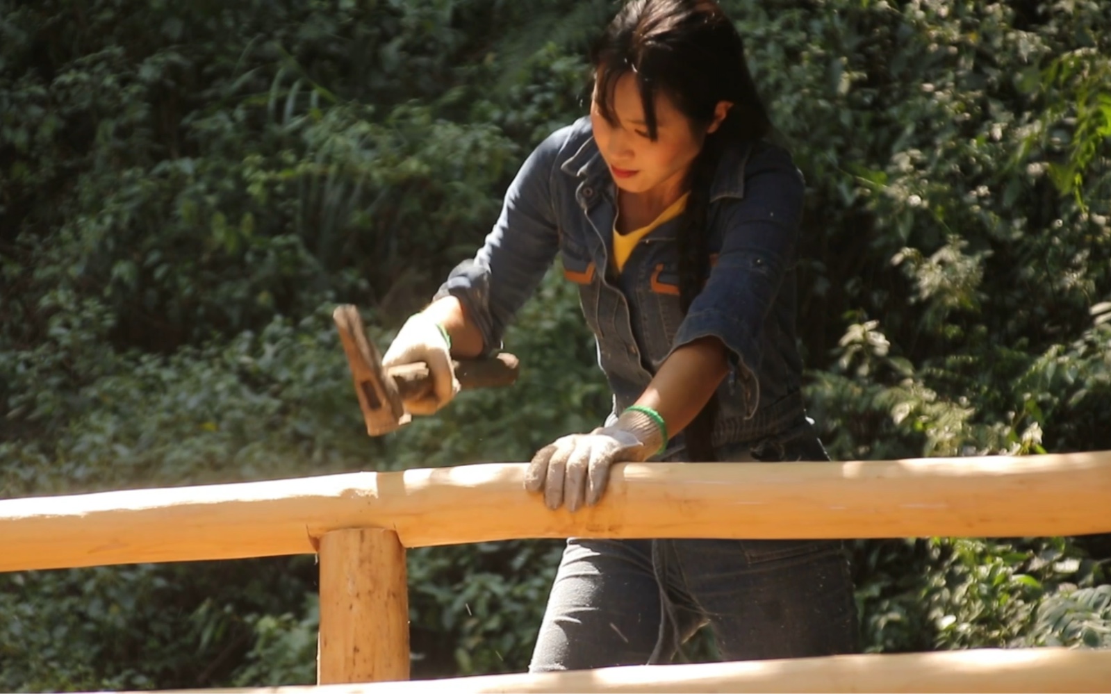 历时7天给留守老人建了一个人的水电站，以后不用担心用电问题了-林果儿linguoer-默认收藏夹-哔哩哔哩视频