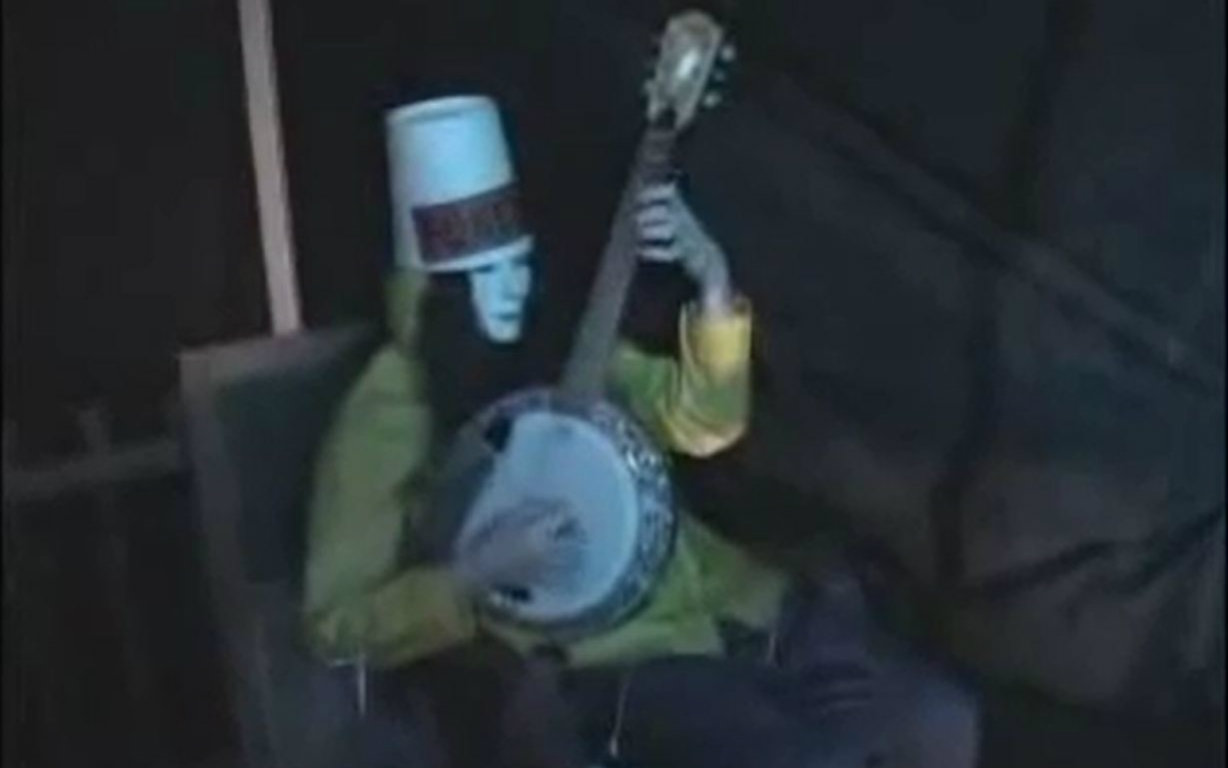 【Buckethead】Playing Banjo-桶哥玩班卓琴_哔哩哔哩 (゜-゜)つロ 干杯~-bilibili