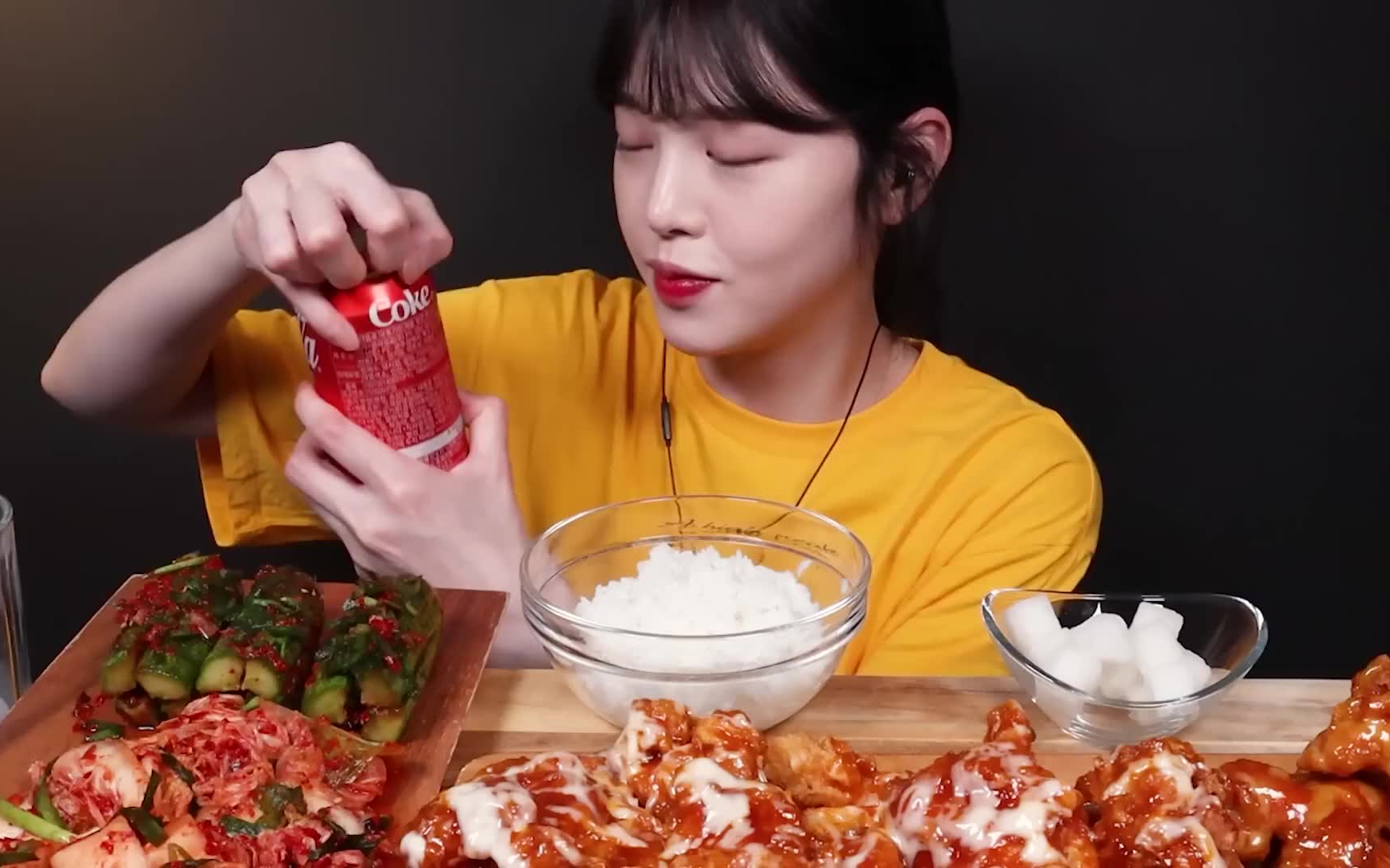 【Boki 字幕版】酥脆的超级至尊调味炸鸡吃播！还有炸鸡米饭-隐居在温哥华-隐居在温哥华-哔哩哔哩视频