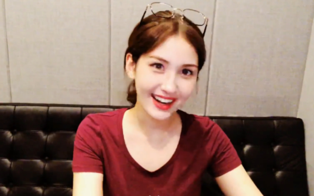 【Somi全昭弥】200220 舞蹈练习后的突袭直播 中字 - 视频下载 Video Downloader