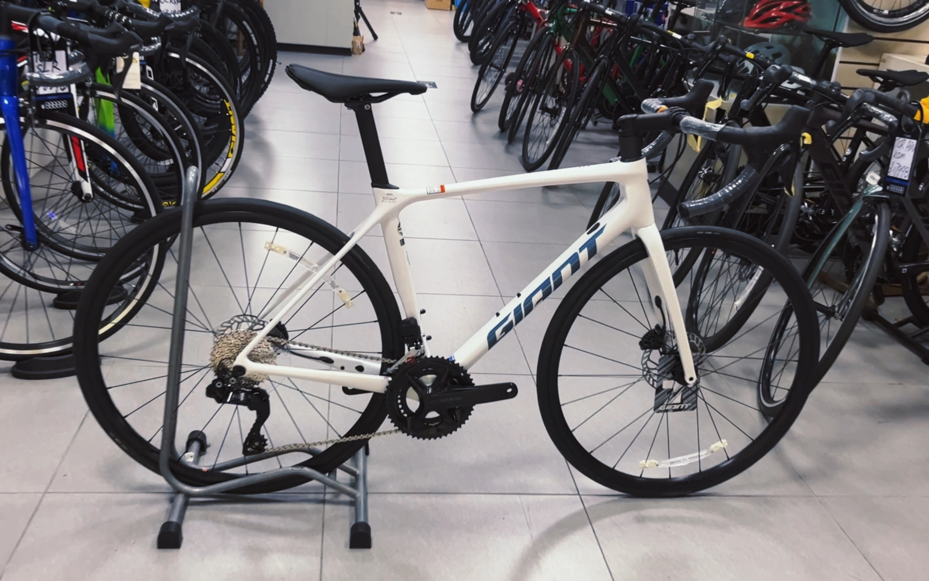 【整车简评】2023 TCR ADV 1 DISC KOM